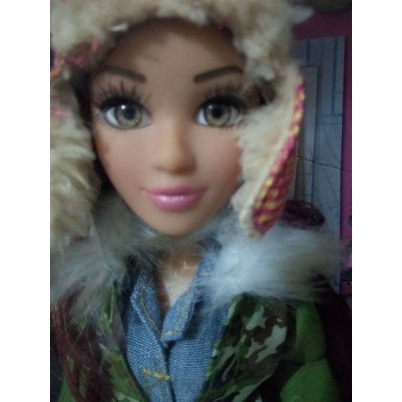 boneca da série da Netflix | Shopee Brasil