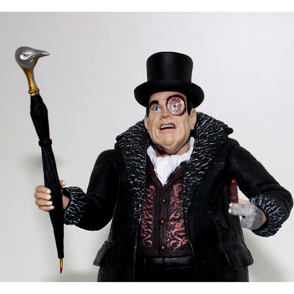 Figura de ação Pinguim Batman Arkham City DC Collectibles completo ...