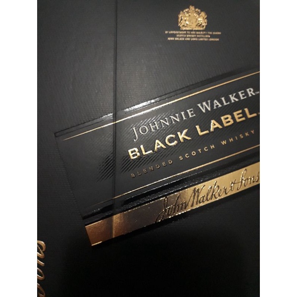 Caixa Vazia Whisky Black Label 1 Litro Em Perfeitas Condições - Pronta ...