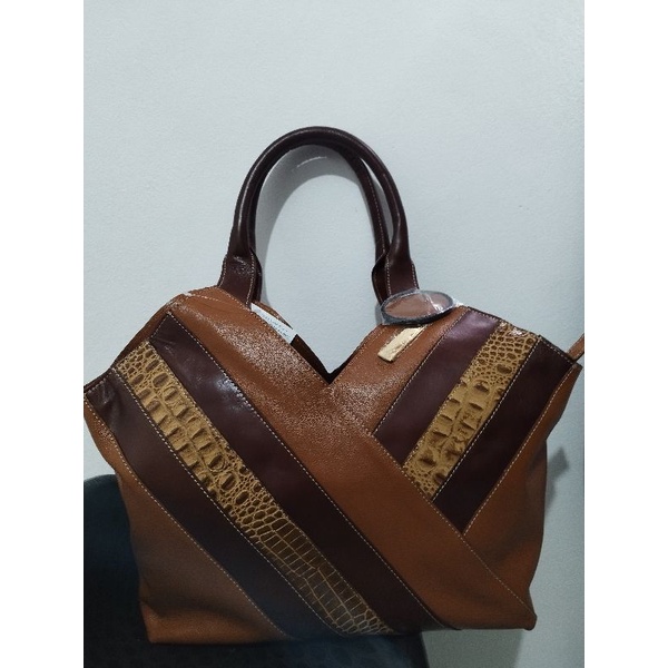 Bolsa de couro Anandra modelo Mônica. | Shopee Brasil