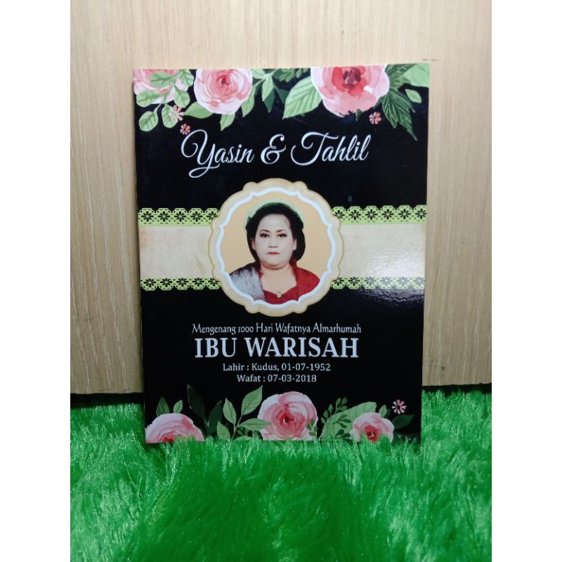 Livro Yasin And Lahlil's Book | Shopee Brasil