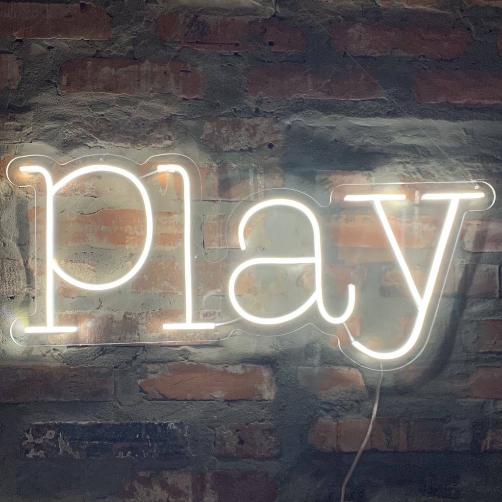 Placa Luminária Neon Led - PLAY 70x30cm | Shopee Brasil