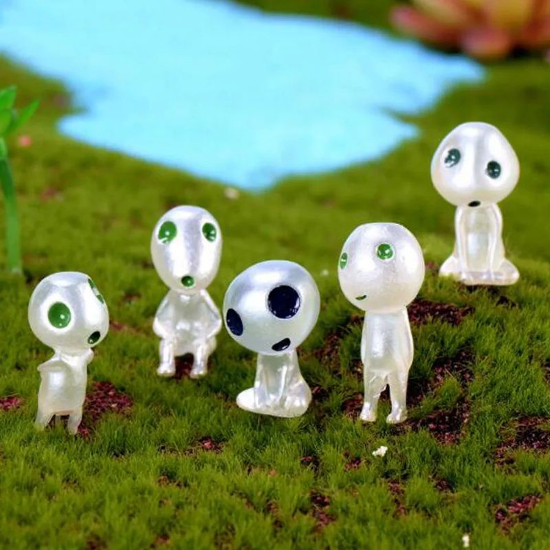 Mini boneco MINIATURAS Kodama brilha no escuro 5pçs | Shopee Brasil