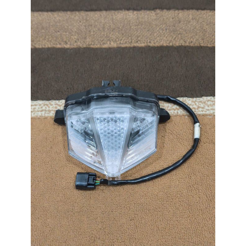 Luz Traseira Original HONDA CBR 150 LED FACELIFT K45G K45N | Shopee Brasil