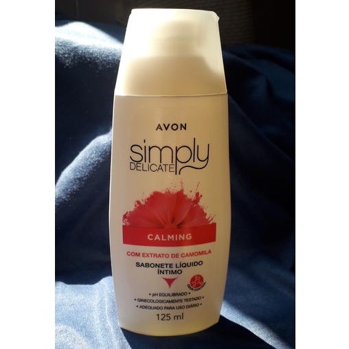 sabonete líquido íntimo simply delicate calming com extrato de camomila ...