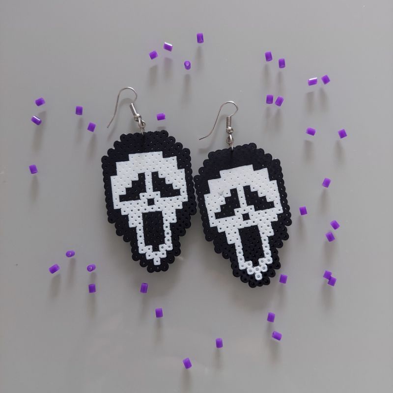 Brinco Ghostface -Pixel Art/Perler beads | Shopee Brasil