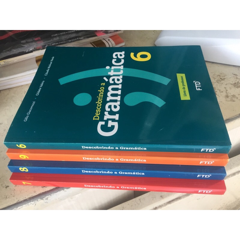 COLEÇÃO COMPLETA DESCOBRINDO A GRAMÁTICA 6 ao 9 ano. LIVRO DO PROFESSOR ...