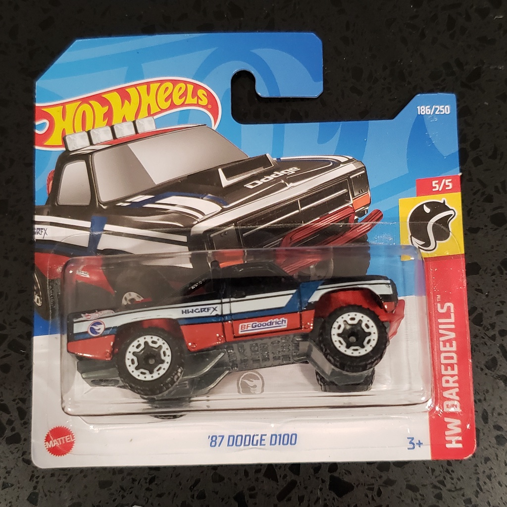 Hot Wheels 87 Dodge D100 Thunt - HW Daredevils 2022 - HCX99 | Shopee Brasil
