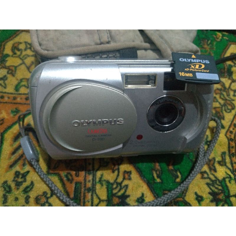 Máquina Fotográfica Olympus Camedia Digital Câmera D 390 funcionando perfeitamente | Shopee Brasil