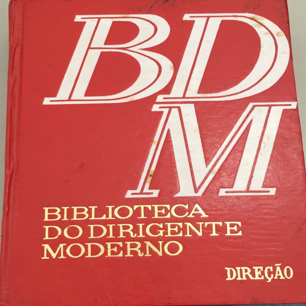 Biblioteca do Dirigente Moderno Vol.1 Economia de Emprêsas autor Dean ...