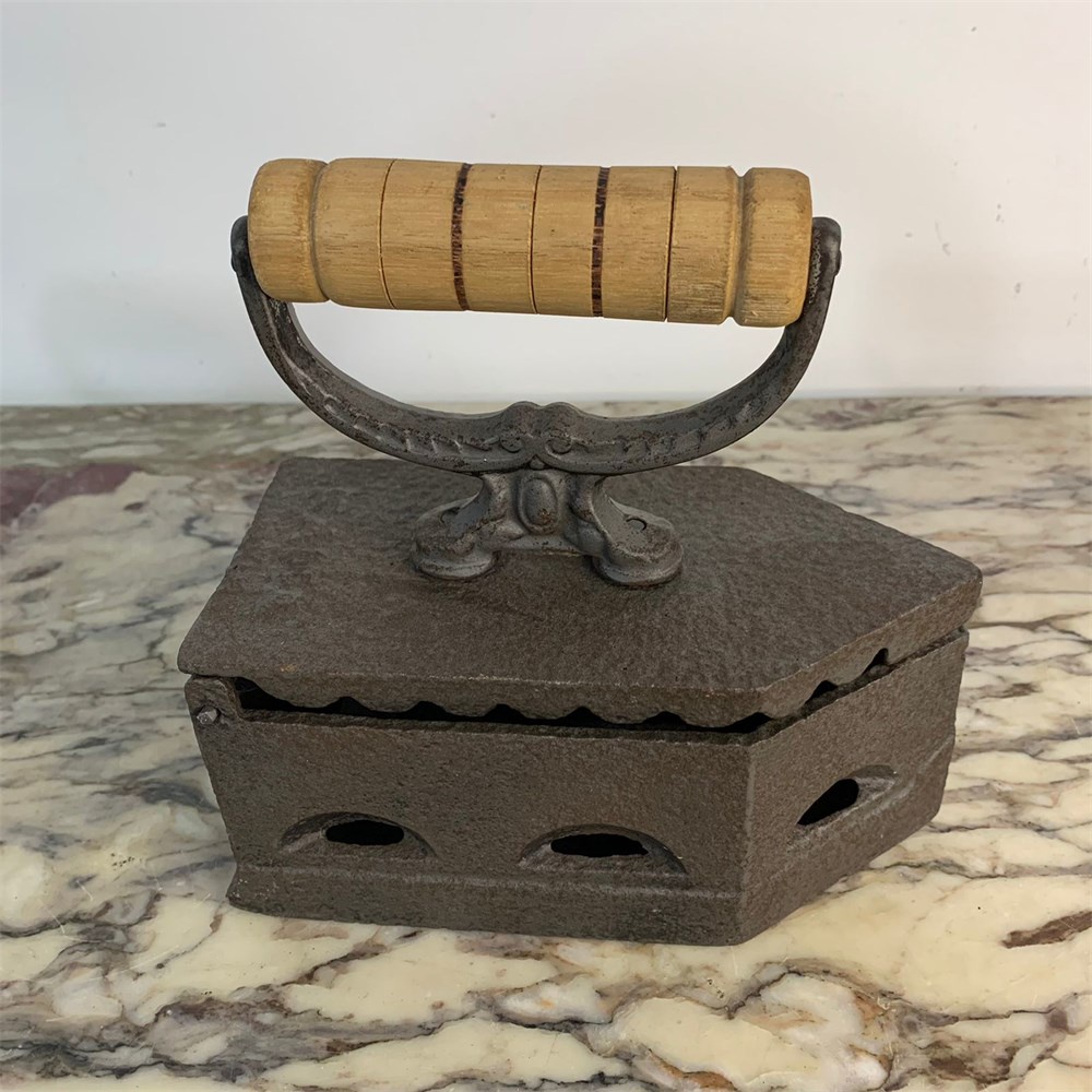Ferro a brasa Fama antigo | Shopee Brasil