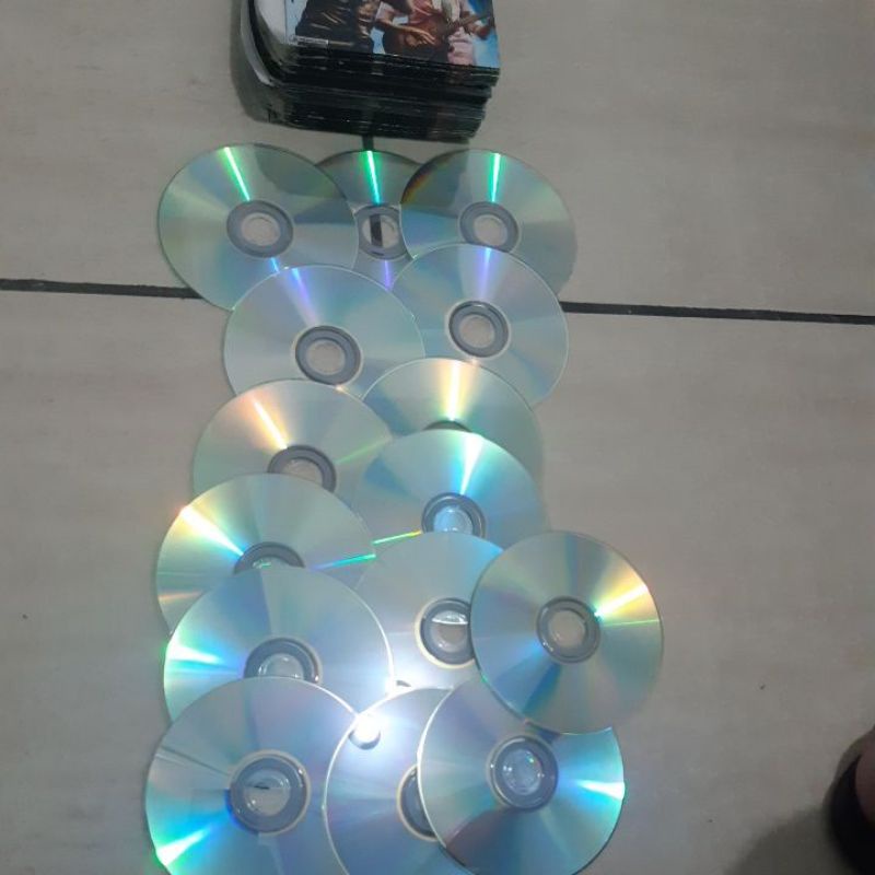CDs para artesanato (BRILHO 100%(lote 200 cds) | Shopee Brasil