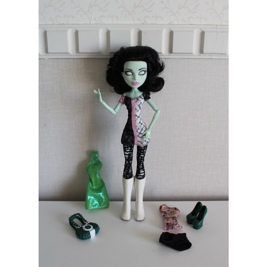 Boneca Monster High Scarah Screams - I Love Fashion | Shopee Brasil