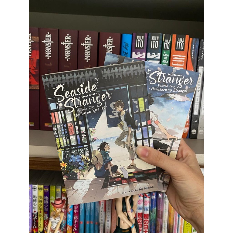 Seaside Stranger volumes 1 e 2 mangás em inglês | Shopee Brasil