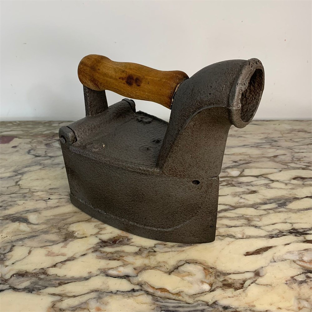 Ferro a brasa antigo | Shopee Brasil