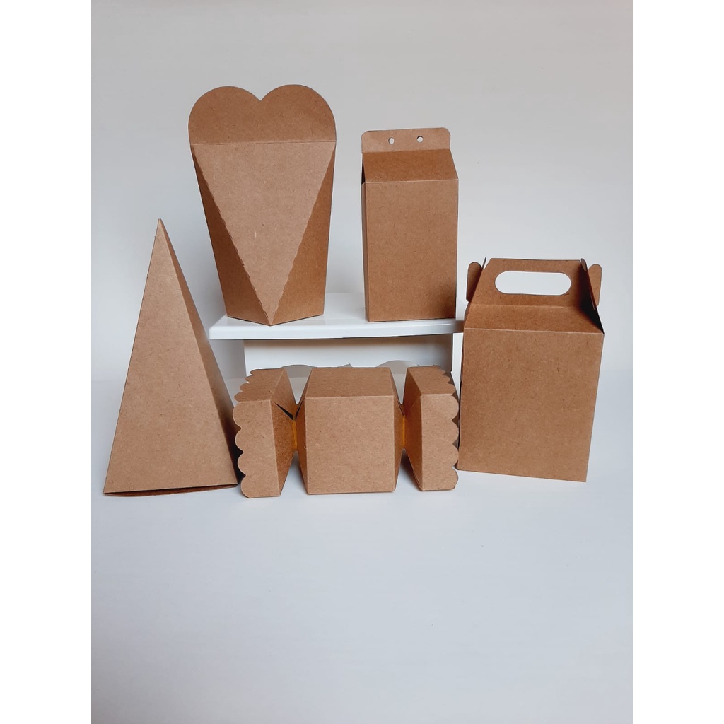 20 Caixa Craft 180g Lisa pra personalizar Milk/Bala/Coração/Pirâmide ...