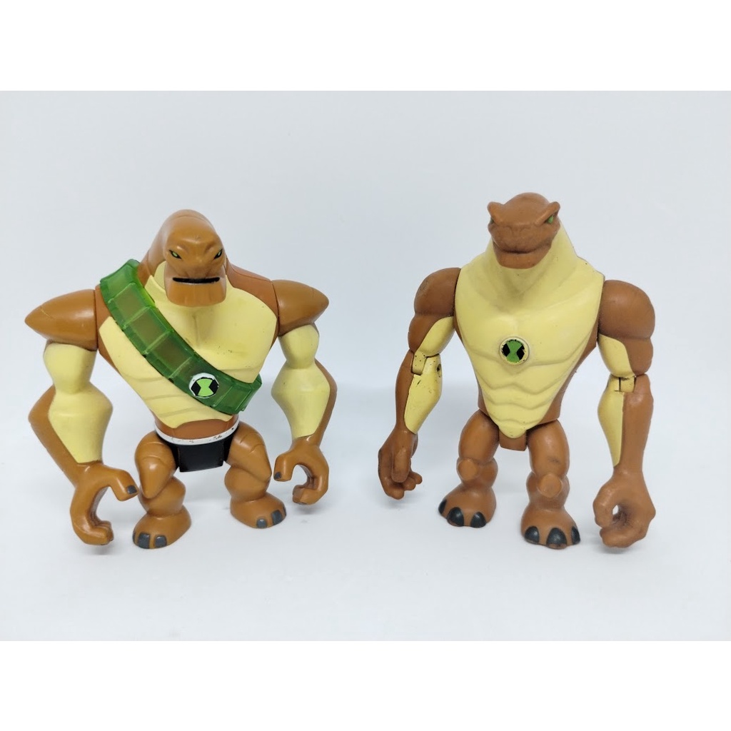 Boneco Ben 10 Omniverse Humungosaurio e Enormossauro Sunny | Shopee Brasil