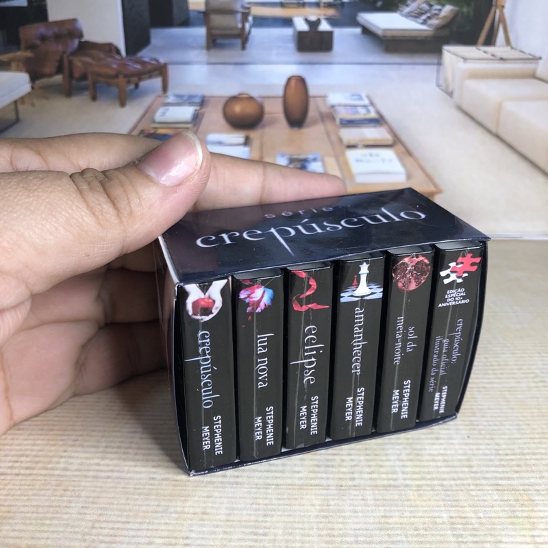 mini box crepúsculo com 6 ou 8 mini livros/decoração com argola ...