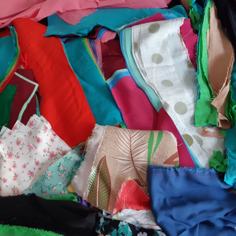 retalhos panos variados para pequenas costuras 5 kg | Shopee Brasil