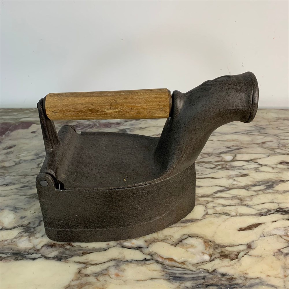 Ferro a brasa antigo | Shopee Brasil