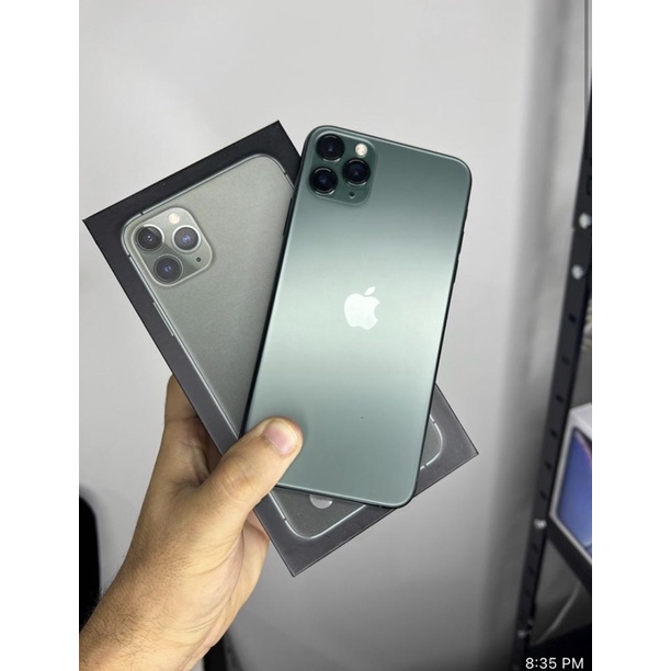 iPhone 11 Pro Max 64 gb com caixa e acessórios - Corre Que Ta Baratinho