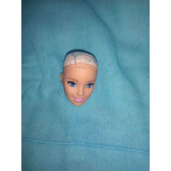 Acessório Boneca Barbie cabeça careca | Shopee Brasil