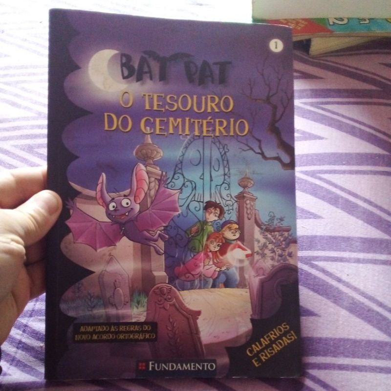 livro Bat Pat O Tesouro do Cemiterio | Shopee Brasil