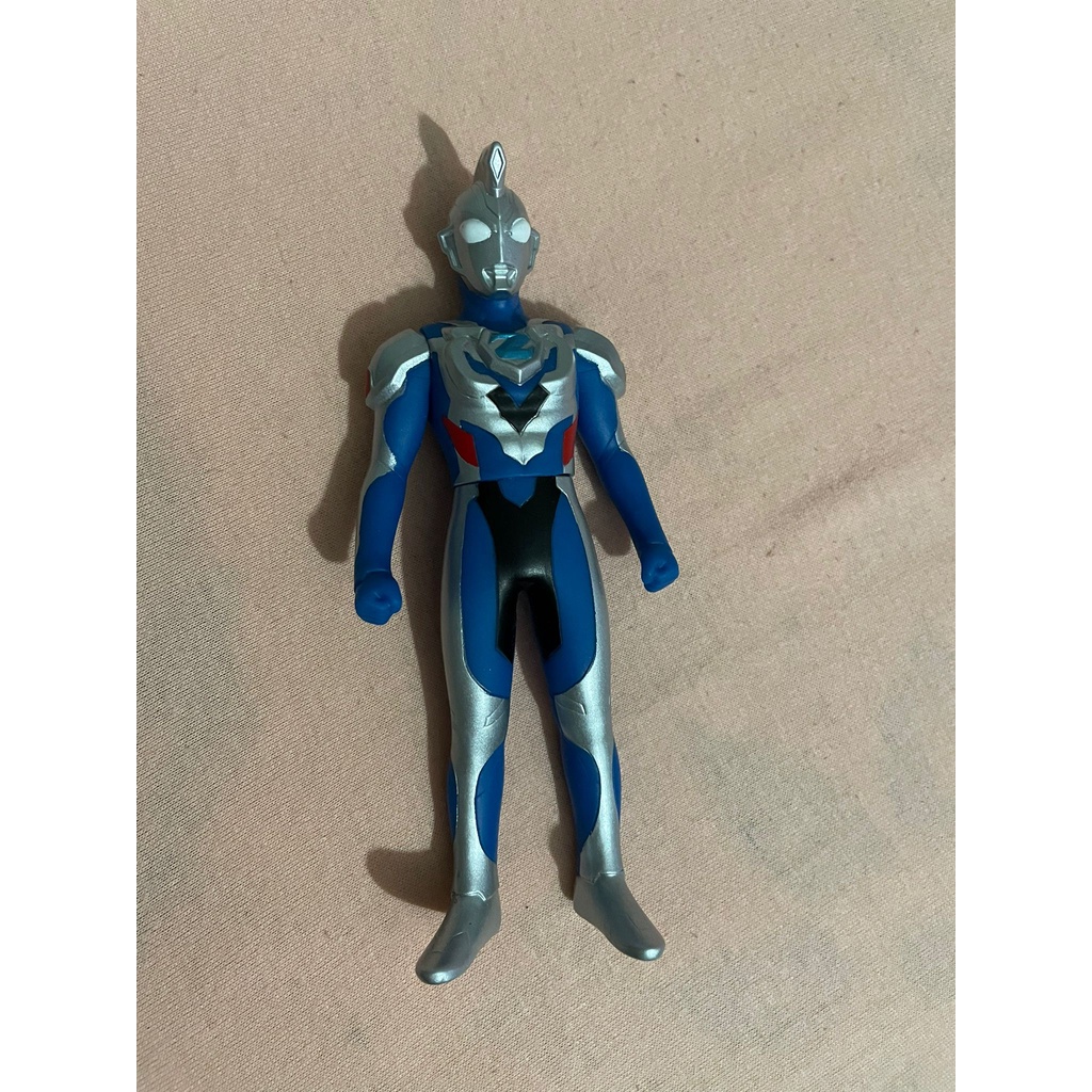 Ultraman Z (base) | Shopee Brasil