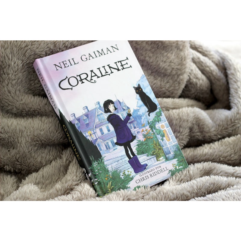 Livro Coraline Neil Gaim Ilustrado por Chris Riddell Original | Shopee ...