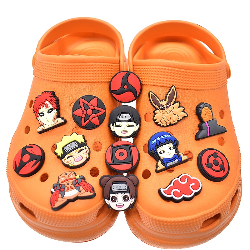 Bonito Uzumaki Naruto Anime Jibbitz Raposa De Nove Caudas Crocs Jibbits ...