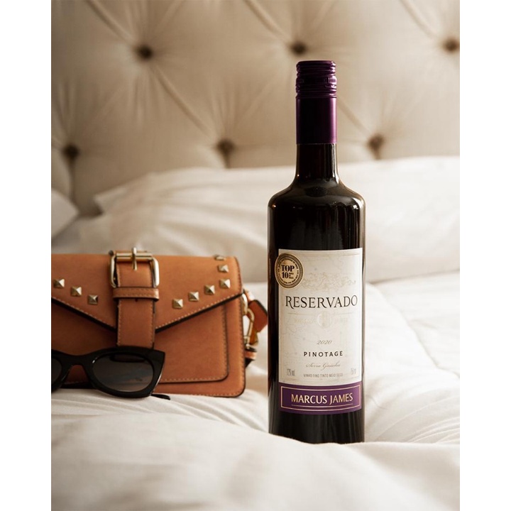 Vinho Pinotage Tinto Meio Doce Marcus James Reservado Aurora 750 ml ...