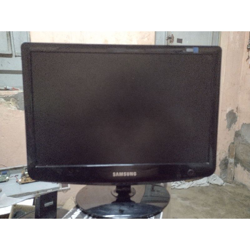 monitor Samsung 732hw plus com defeito | Shopee Brasil