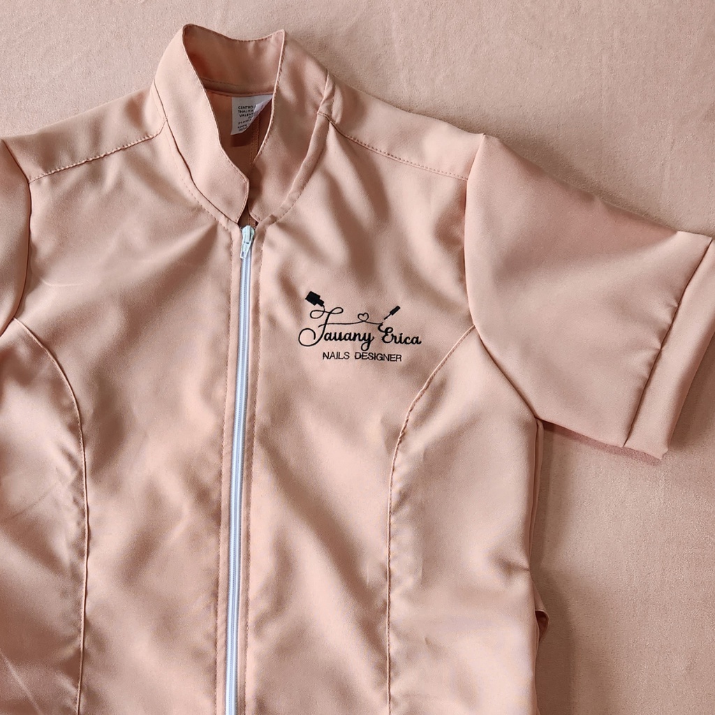 Jaleco Feminino Oxford Manga Curta Bordado Com Sua Logo Nome Salão de ...