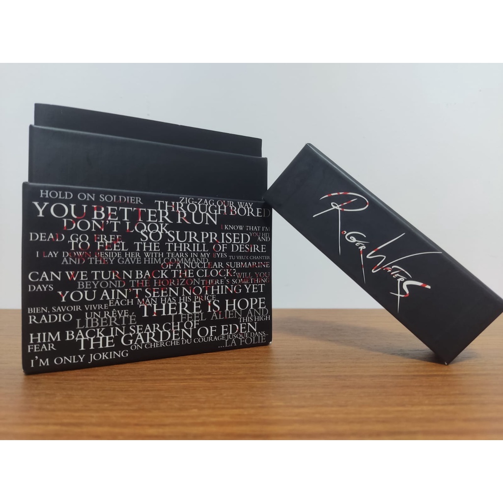 Roger Waters - The Collection (Box 7 CDs + 1 DVD) | Shopee Brasil
