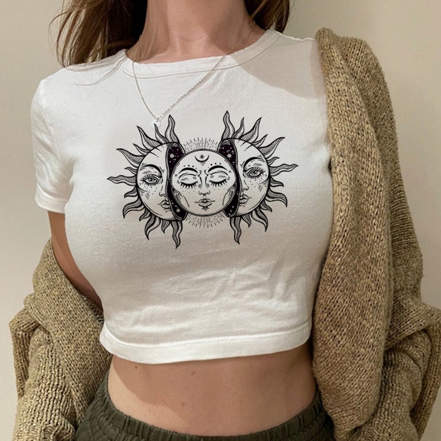 Camiseta Cropped Sol e Lua | Shopee Brasil