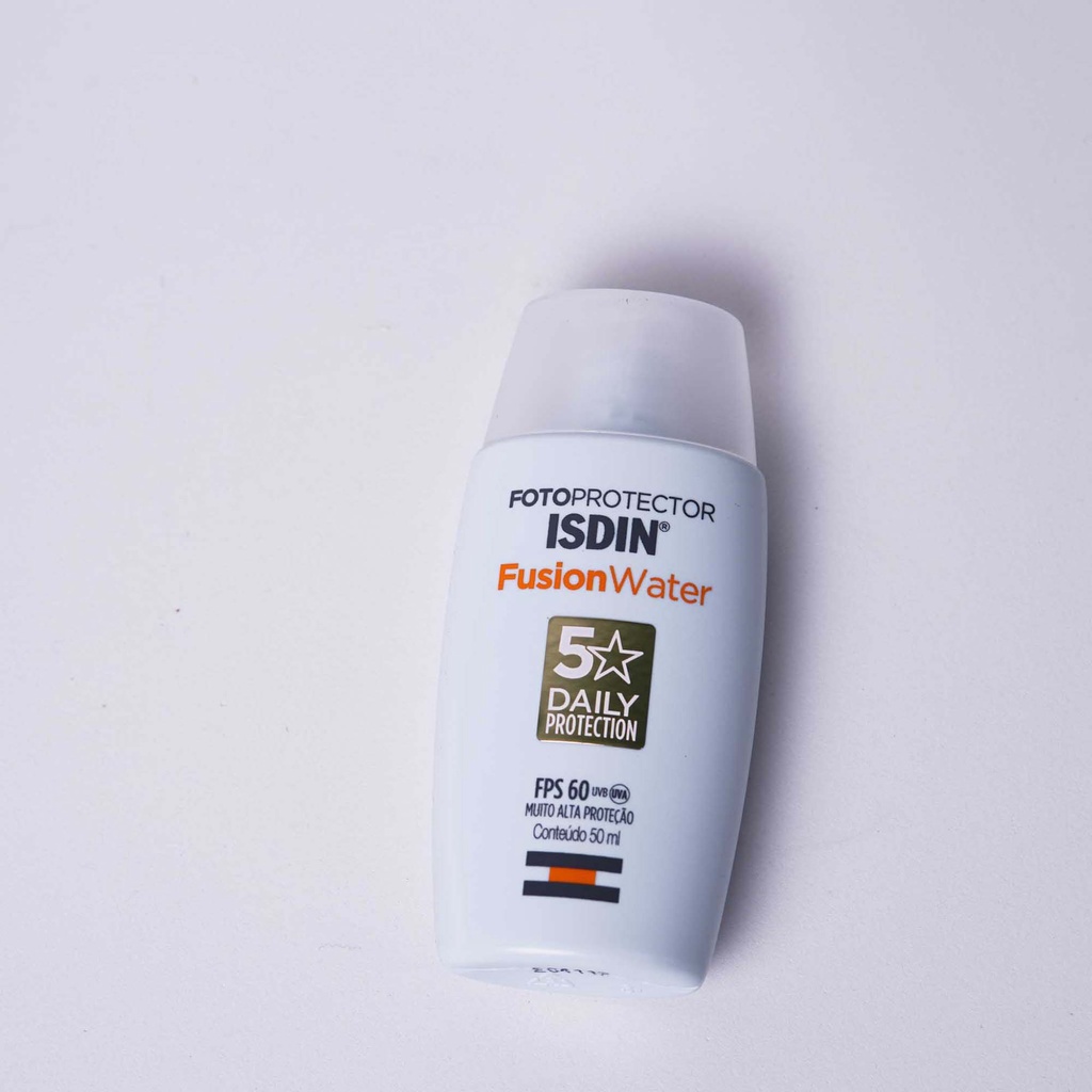 ISDIN Fusion Water FPS 60 - Protetor Solar Facial com Toque Seco | Shopee Brasil