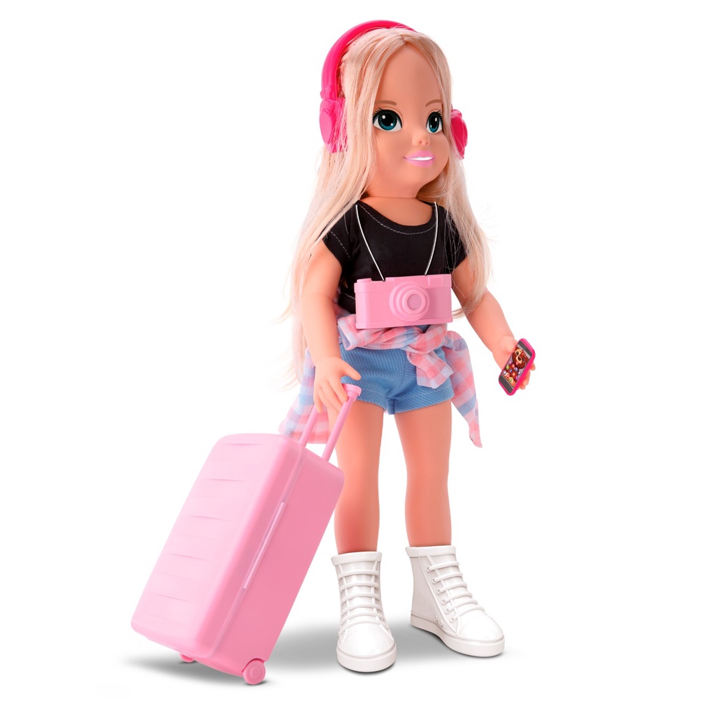 Boneca Viajante Com Mala e Acessorios Para Viagem | Shopee Brasil