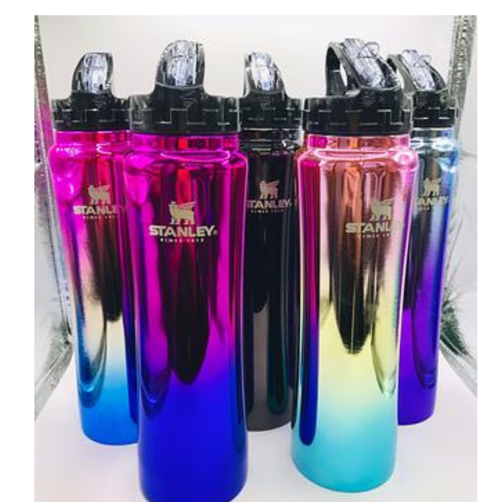 Garrafa stanley tampa com bico 600ml degrade 3 cores | Shopee Brasil