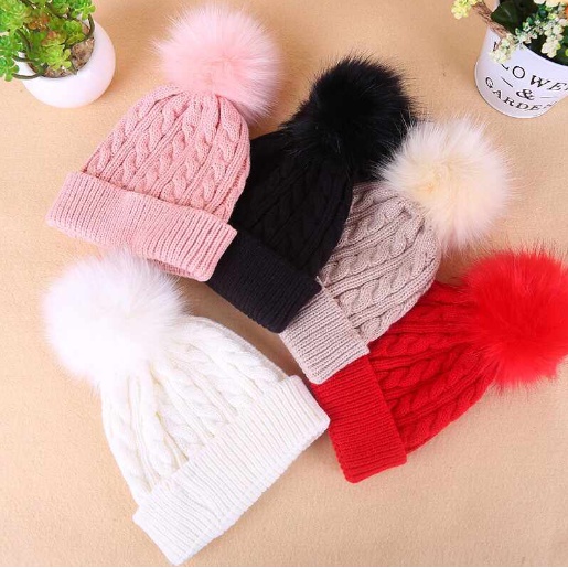 Touca Feminina Adulto Forrada com Pelinho | Shopee Brasil