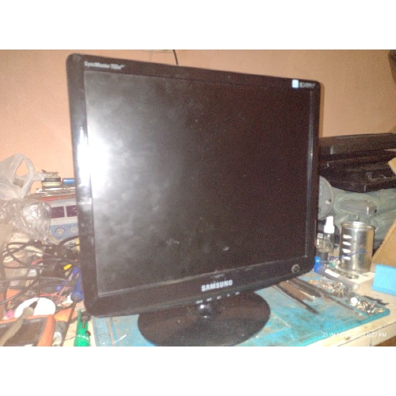 monitor Samsung 732N PLuS com detalhe aceito oferta | Shopee Brasil