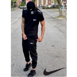 Kit Conjunto Nike Masculino Calça Com Bolsos Refletiva + Camiseta Dri ...