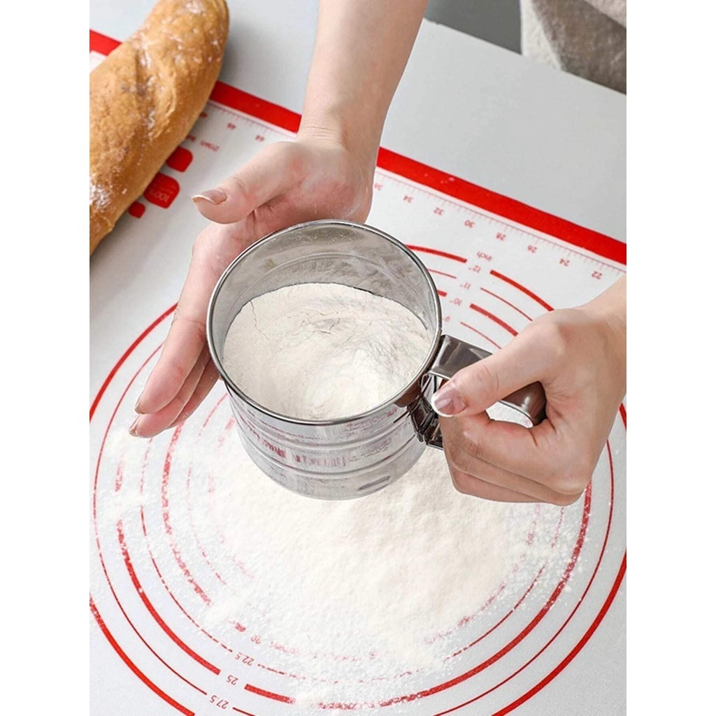 Polvilhador Tapioca Peneira Inox Farinha Beiju Com Gatilho | Shopee Brasil