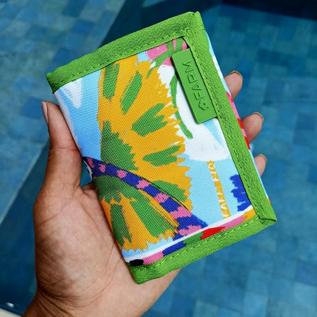 CARTEIRA DIN DIN FARM BOSQUE COLORIDO - VERDE | Shopee Brasil