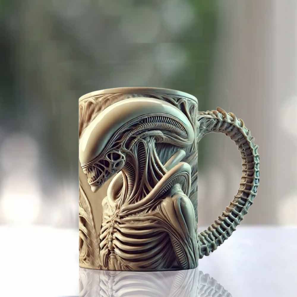 Xenomorph / Alien Drinking Coffee Mug - Gift For Horror Fans 2025 New ...