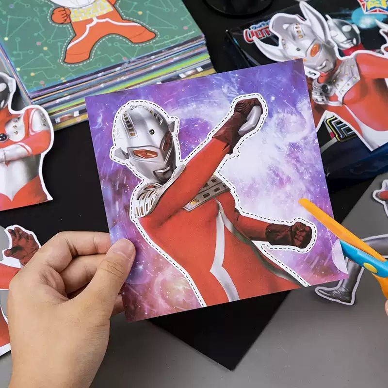 Novidade para 2025 [coleção de 1023 pessoas] Ultraman Fun Paper-Cutting ...