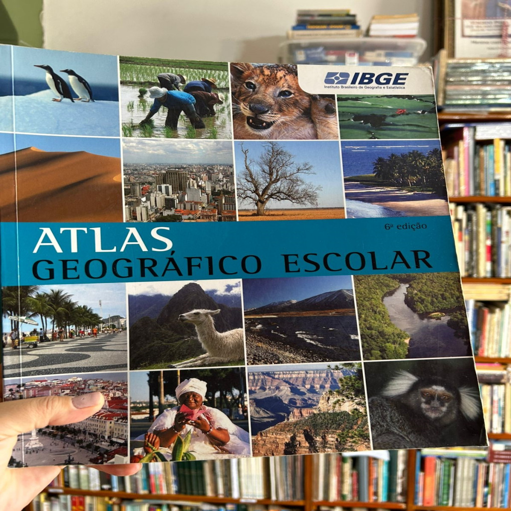 Atlas Geografico Escolar - IBGE autor IBGE | Shopee Brasil