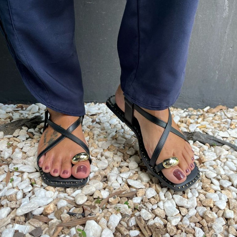 Rasteirinha Feminina Sandália Delicada com Detalhe em Concha Abs ...