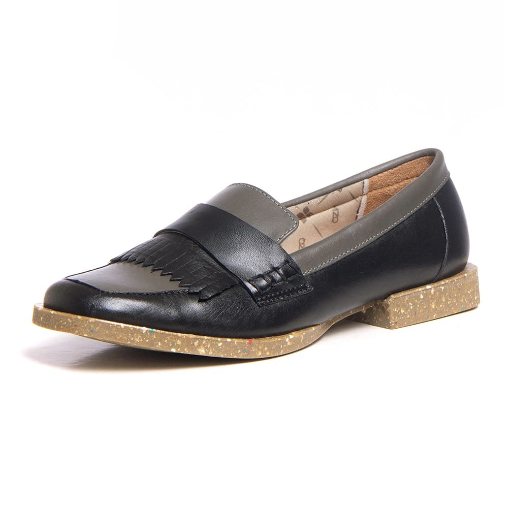 Sapato Feminino em Couro Preto - 7255 | Shopee Brasil