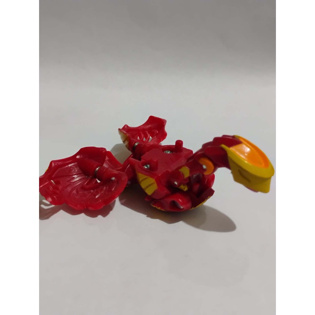 Bakugan Pyrus Hawktor 800G | Shopee Brasil