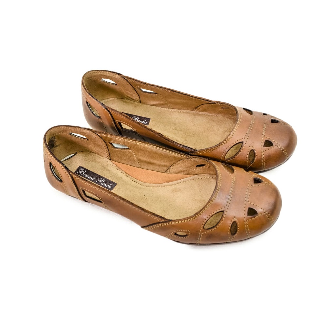 Sapatilha em Couro Bege Sola antiderrapante JotaFlex | Shopee Brasil